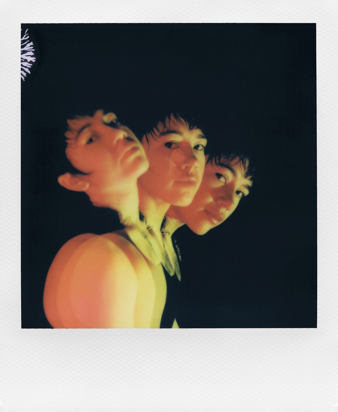 Discover the Polaroid I-2 Instant Camera | Polaroid UK